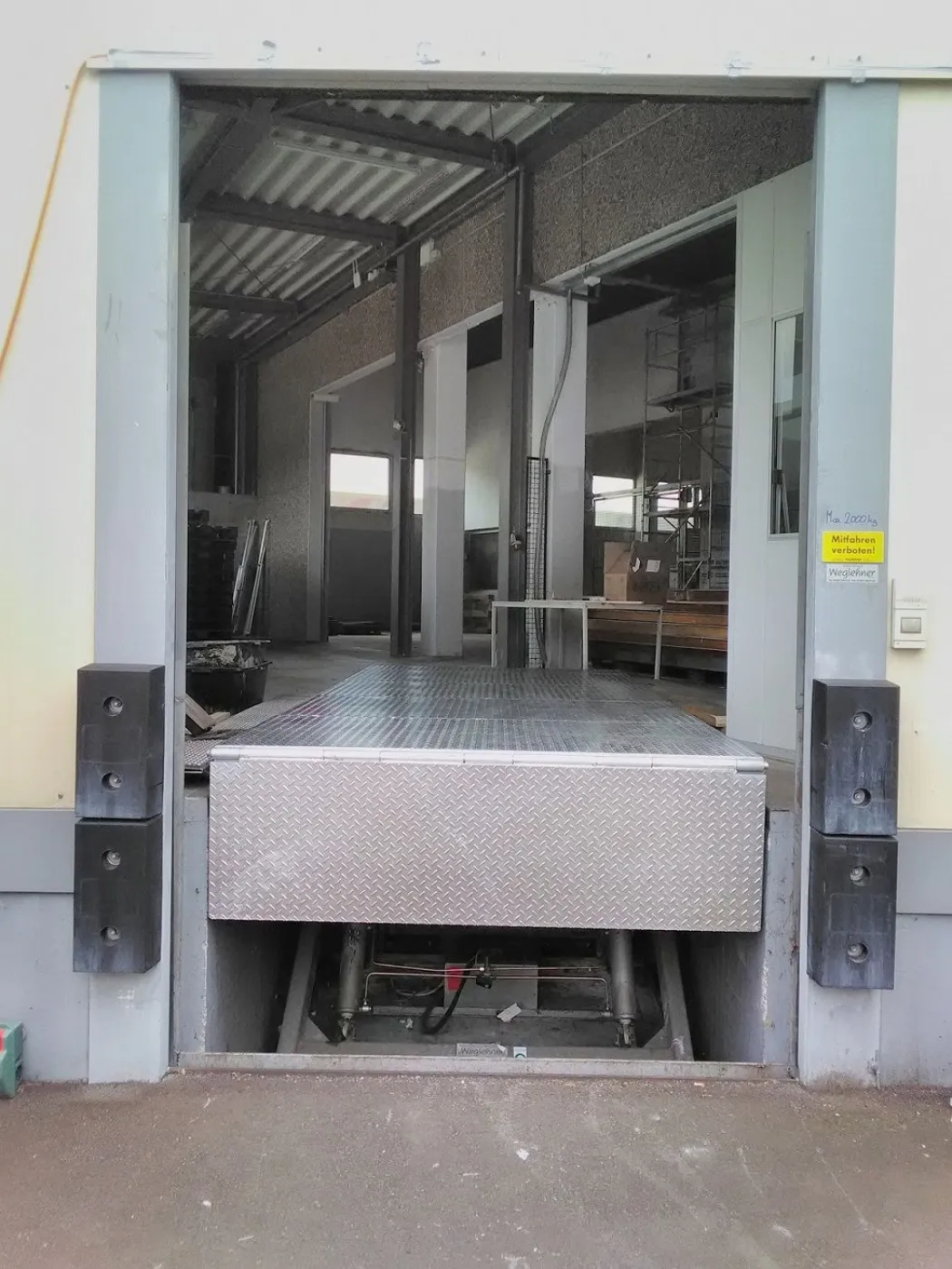 Scissor Lift Table with Retractable Platform